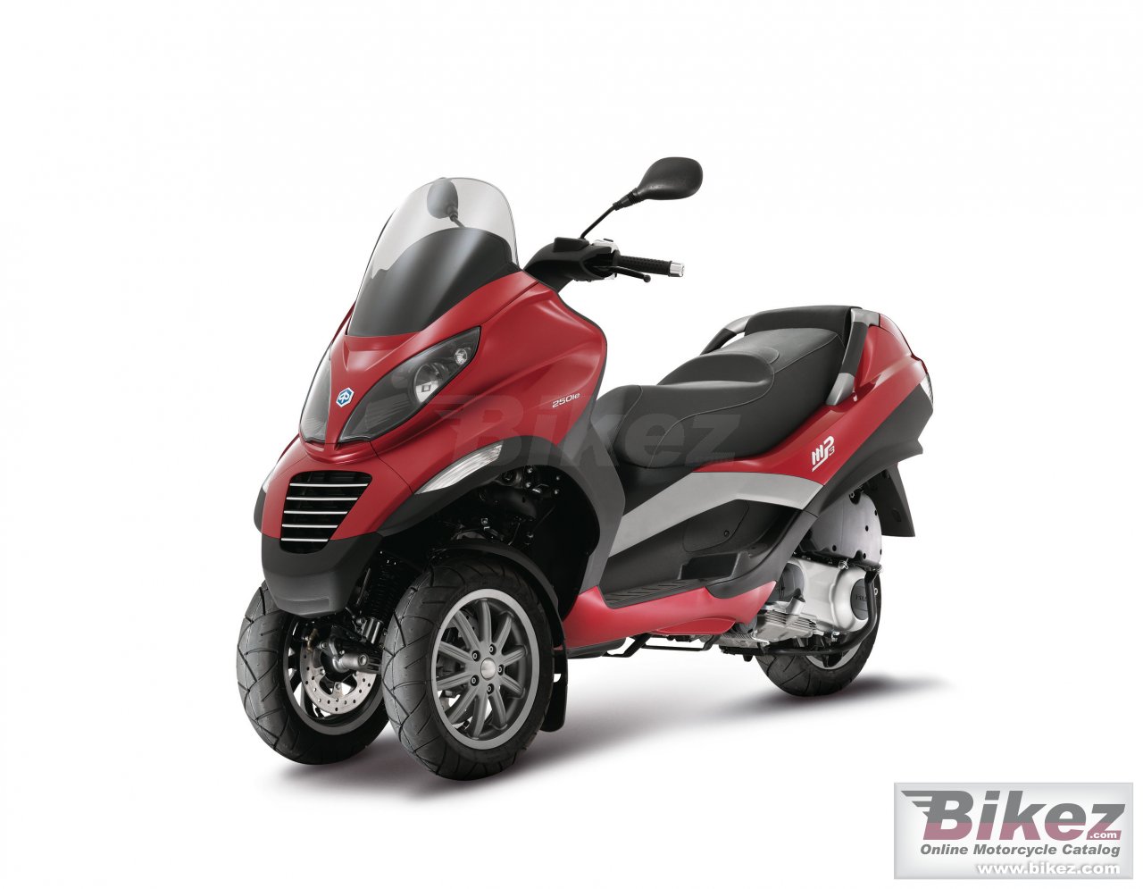 Piaggio MP3 250 poster